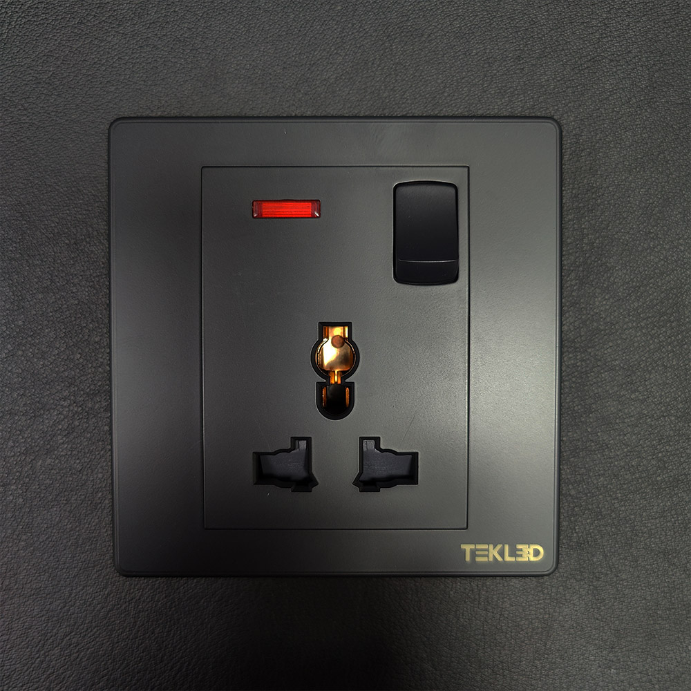 Black Universal Socket 1 Gang 13A Tekled Ghana - Tekled